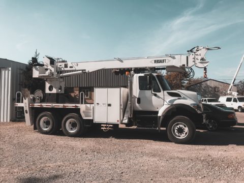 Versalift Bucket Trucks & Aerial Lifts - Safety is Priority #1 | JDC